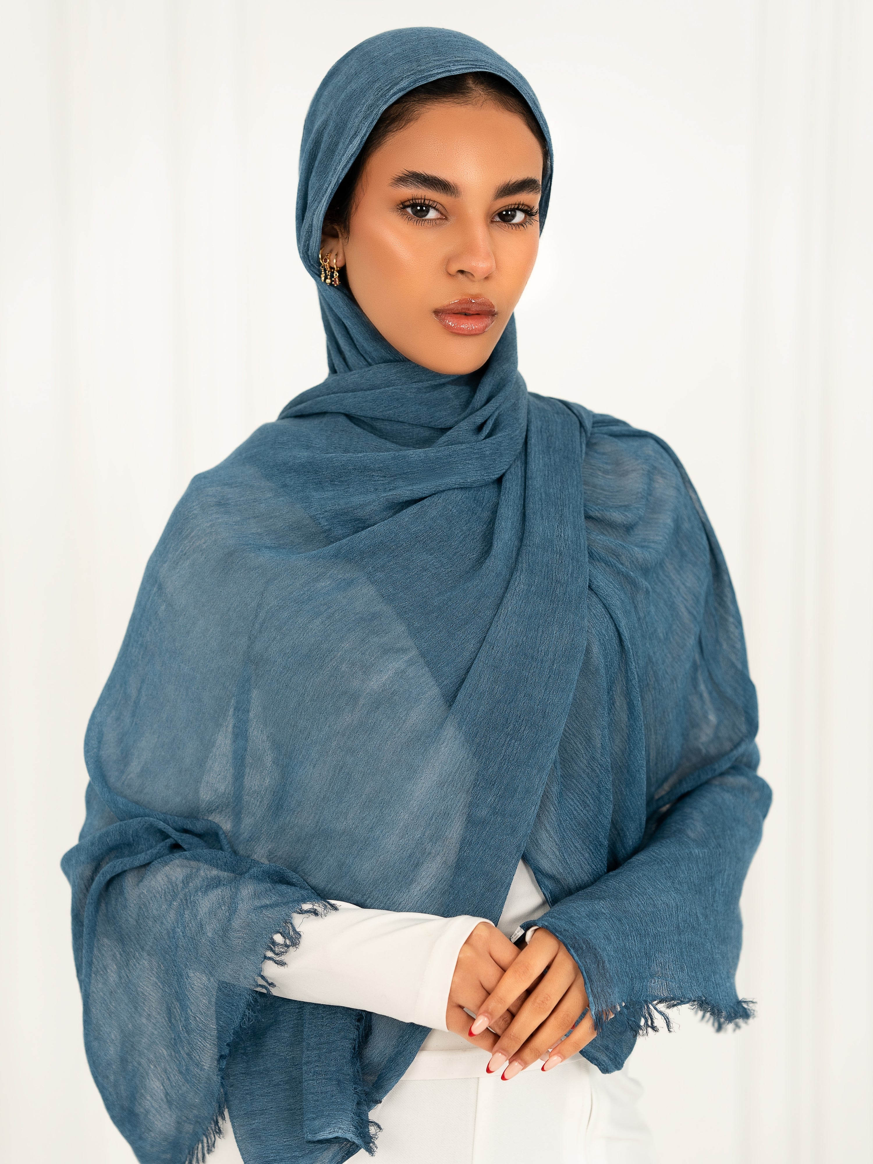 Denim Blue - Ruffled linen Hijab – Veil&co.